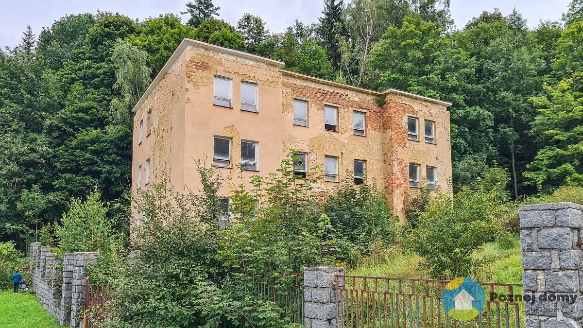 Nemocnice Kraslice | Poznej domy - Interaktivní průvodce po domech s příběhem